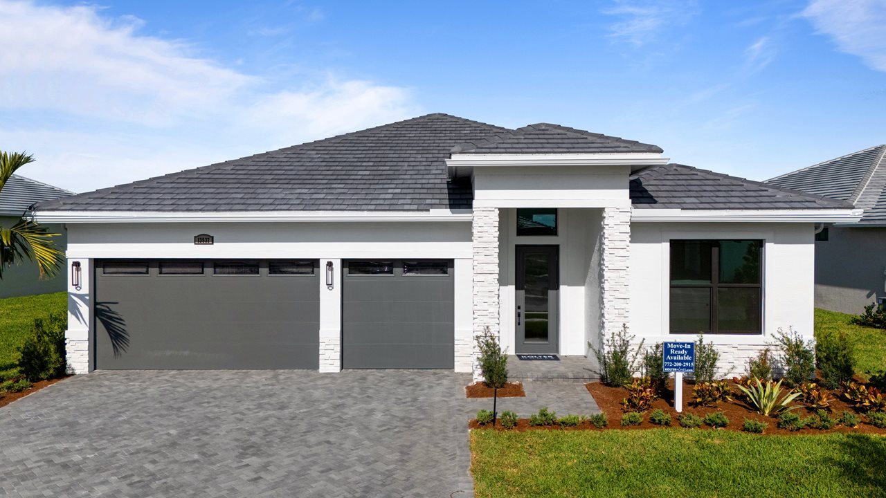 13537 SW Shinnecock Drive | Move-In Ready