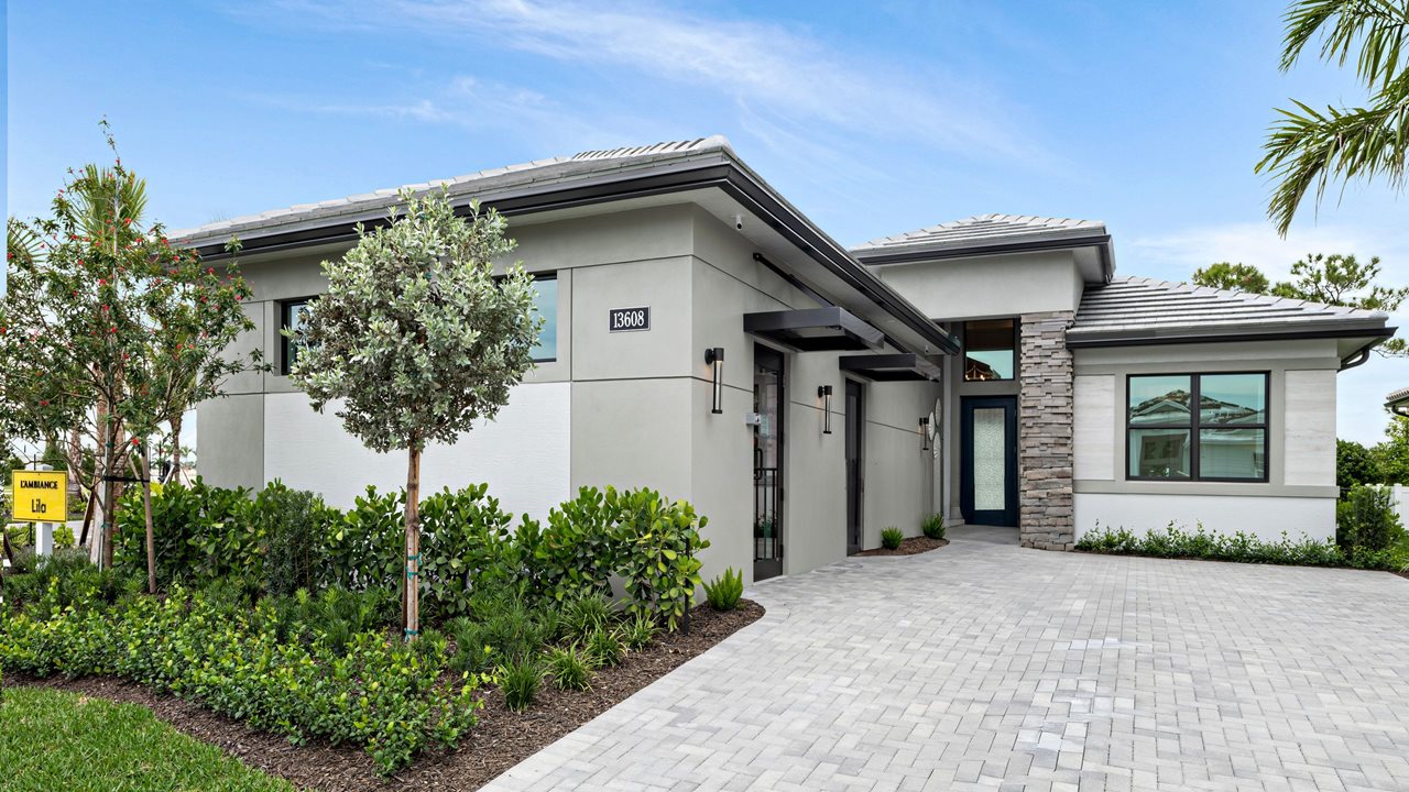 Lila Model | L'Ambiance At Avenir